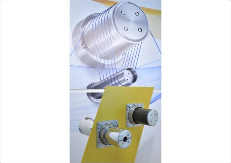 Retech Presenting Advantages Of Its Godet Rolls At Techtextil - Textile ...